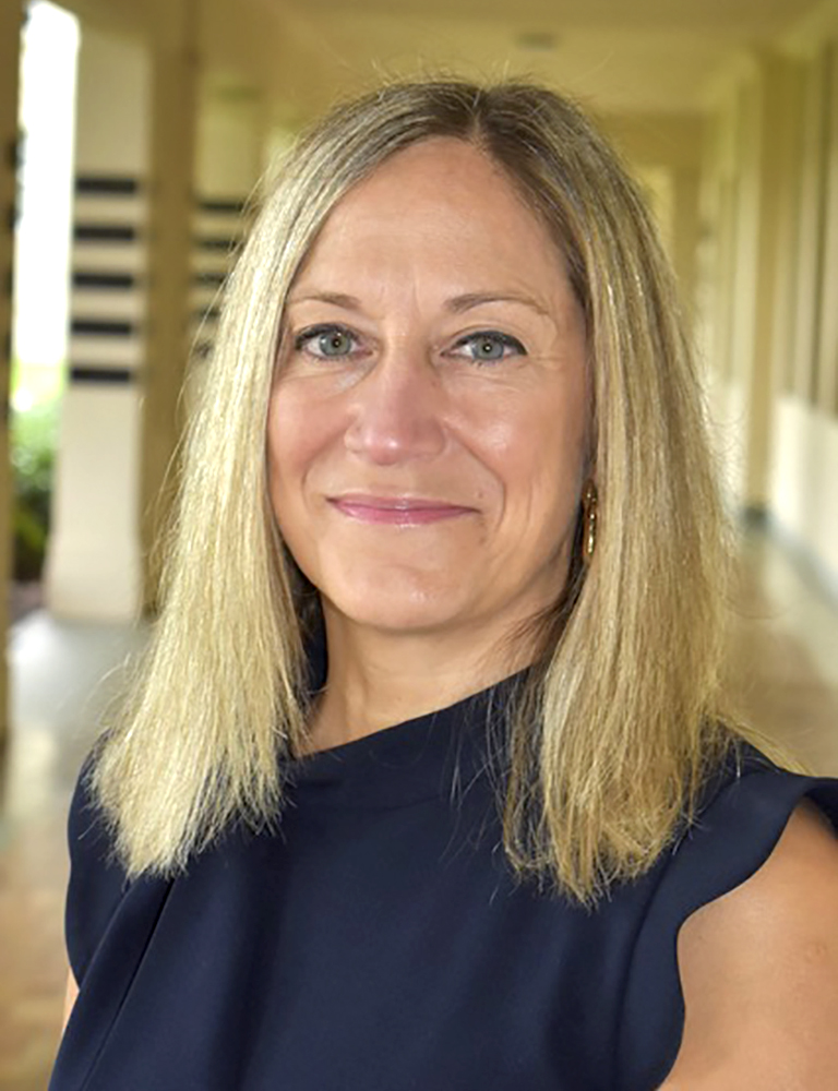 Beth Allen – Welcome to Casa Familia